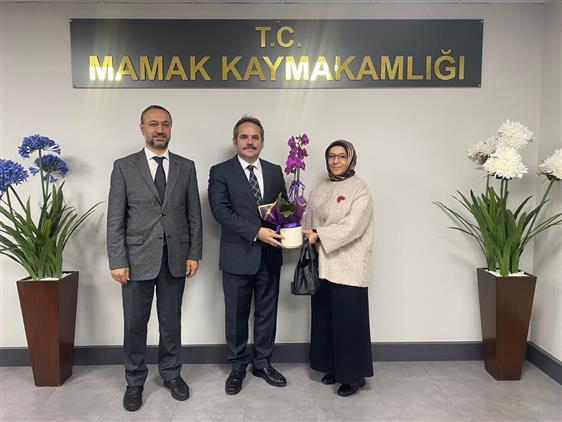 Mamak Kaymakamı Başarılı Öğrenciyi Kabul Etti