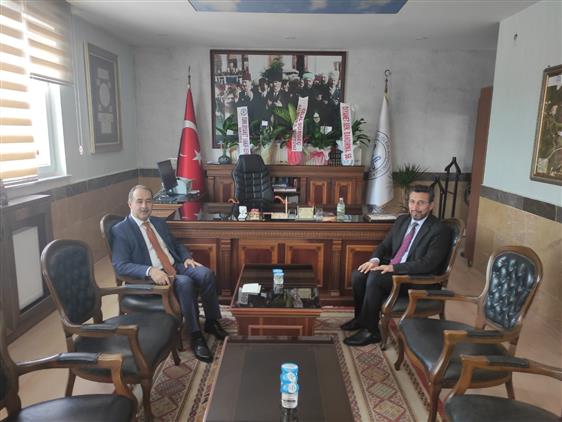 Bandırma Kaymakamı Engin Aksakal'dan Müftü Pehlivan'a hayırlı olsun ...