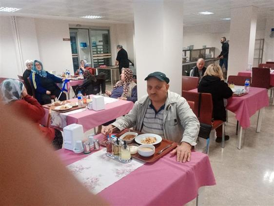 "Beylikdüzü Müftülüğü Huzurevi ve Yaşlı Bakım Merkezi Kandil Programı"