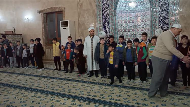 Gürpınar Merkez Camisinde Gençlere Yönelik Miraç Kandili Programı.