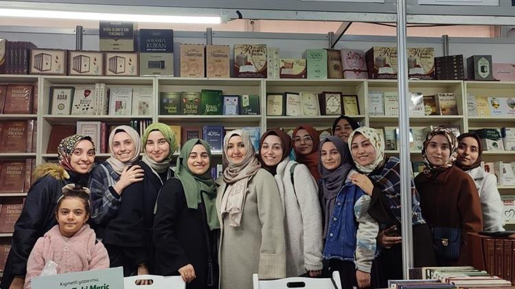 "Beylikdüzü Müftülüğü Gençlik Koordinatörlüğü Gezi Faaliyetleri"