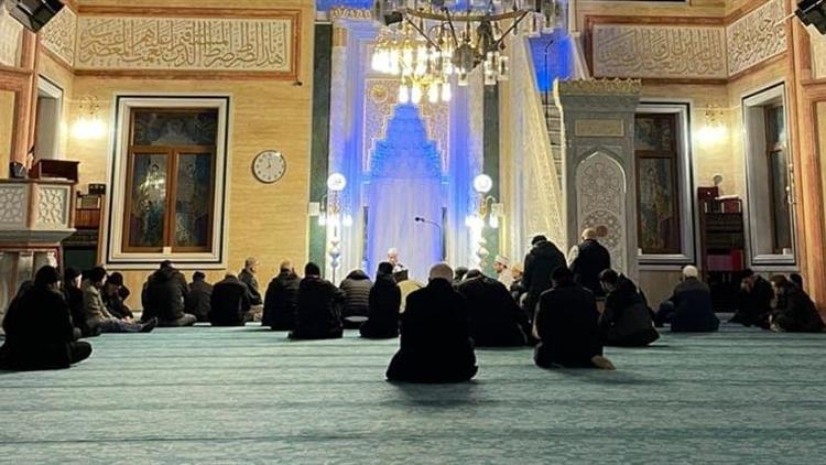 "Beylikdüzü Müftülüğü Mevlana Cami Sabah Namazı Buluşması"