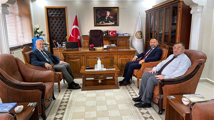 TOKAT BARO BAŞKANI AVUKAT VOLKAN BOZKURT İL MÜFTÜSÜ ABDULLAH PAMUKLU’YA ...